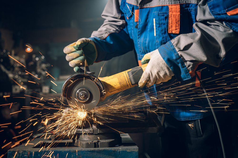 Cutting Metal with an Angle Grinder: A Comprehensive Guide - Binic Abrasive