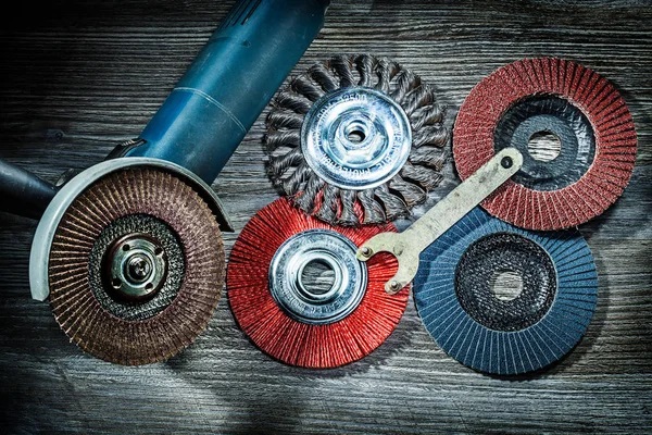 FLAP DISC VS. WIRE WHEEL: Which is the Better Choice for Your Grinding ...